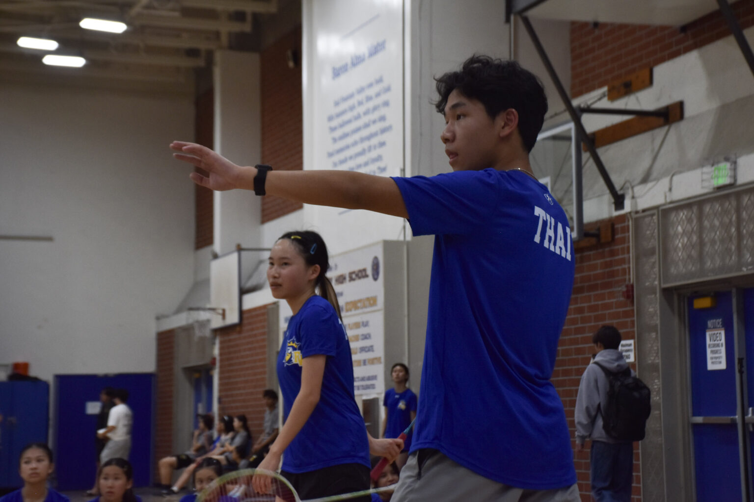 Badminton ricochets their way to a win against Cerritos Dons – Baron News
